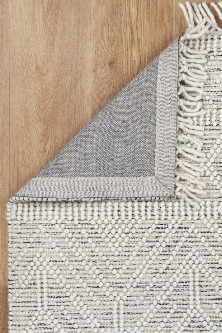 Perla Zoe in White & Black Rug – Cheapest Rugs Online