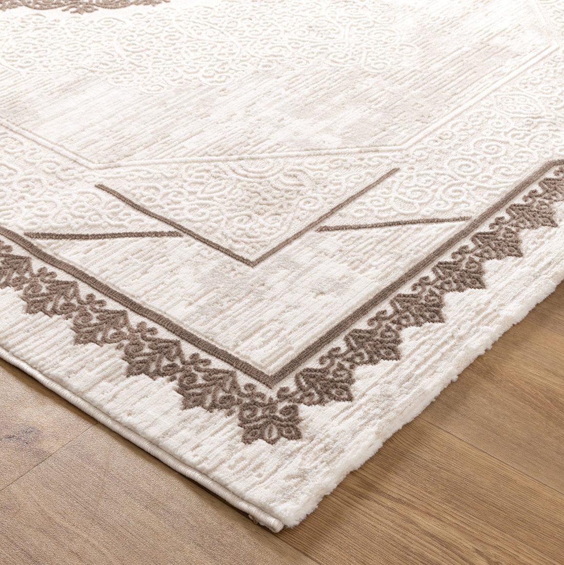 Amalfi Oriental Border Medallion Cream In Brown Rug – Cheapest Rugs Online