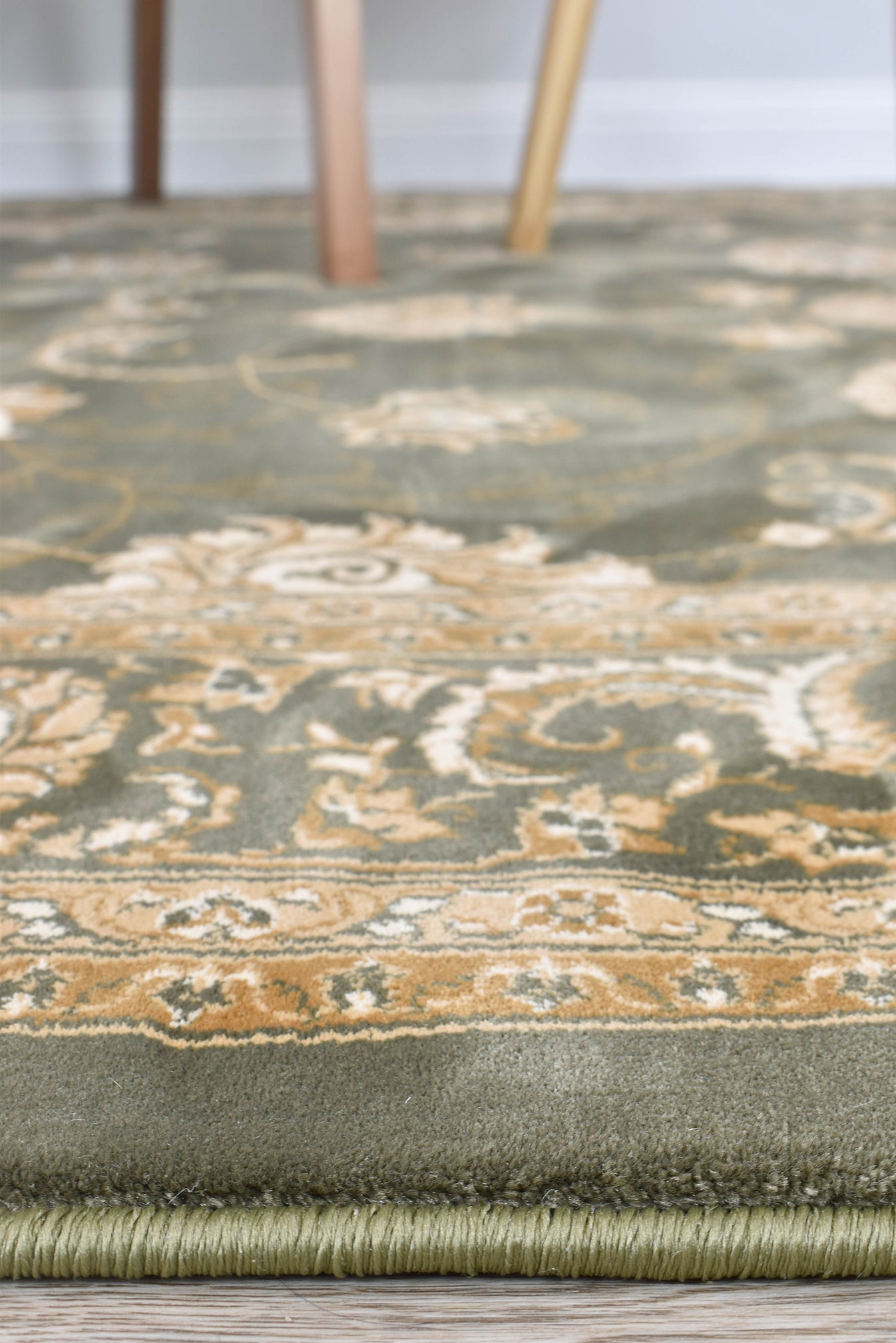 Vienna Opulent Charm Traditional in Green Rug – Cheapest Rugs Online